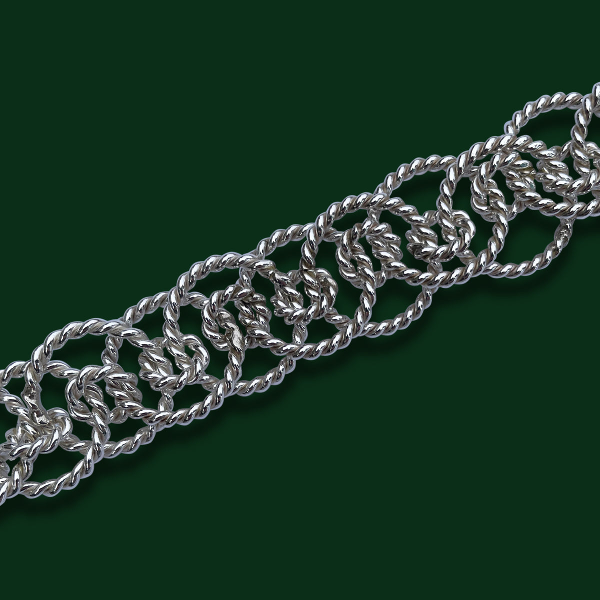 Stronghold Ethereal Chain – Timio 24K